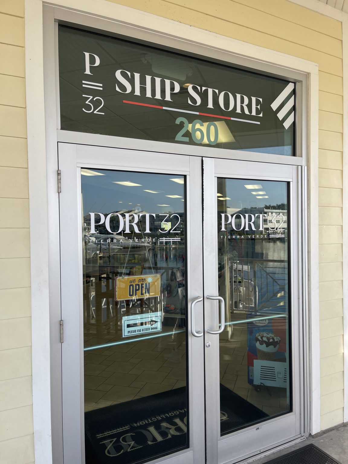 Custom Signs Tampa | Commercial Signs Tampa | Hit Signs